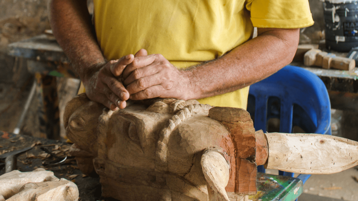 Top Tools for Wood Carving Sculptures: Essential Chisels, Gouges, and ...